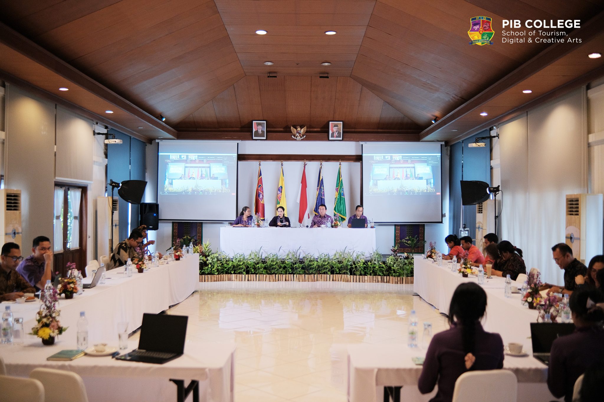 PIB College Adakan Focus Group Discussion D2 Fast Track, Gandeng ...